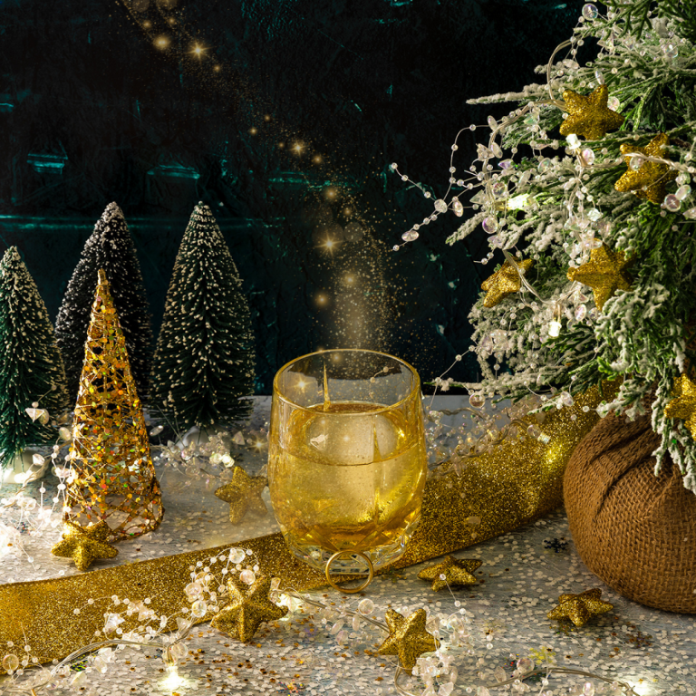 Rusty Ring cocktail recipe made with Drift Autumn Gin